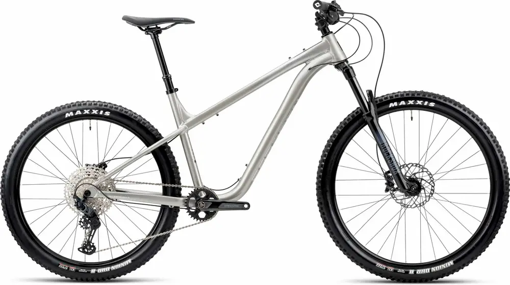2025 Saracen Mantra Trail LSL - Silver – Specs, Comparisons, Reviews ...
