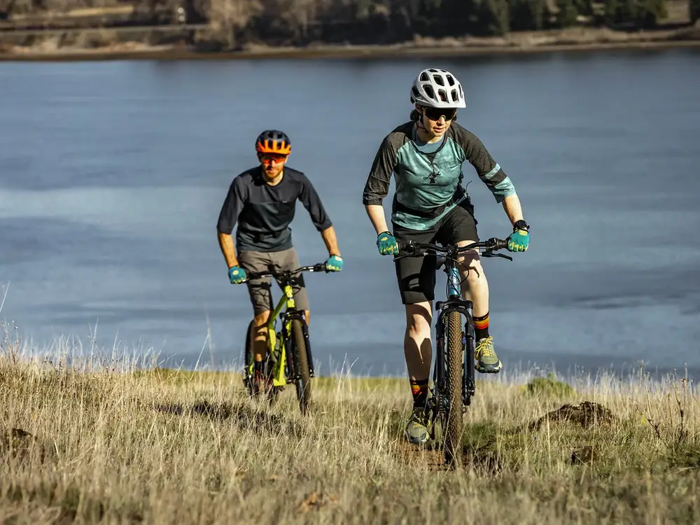 2022 Schwinn High Timber 26in Step-Thru – Specs, Comparisons, Reviews ...