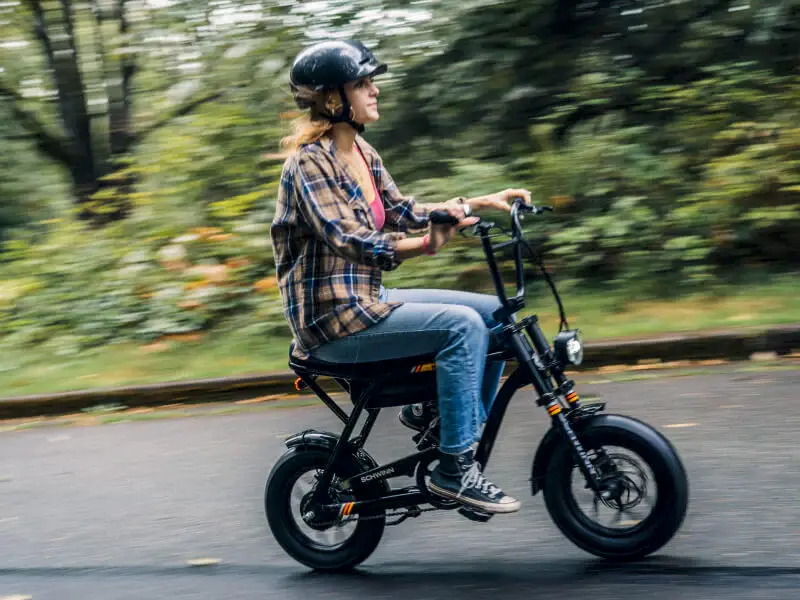 2025 Schwinn Hurricane Compact Electric Bike – Specs, Comparisons, Reviews – 99 Spokes