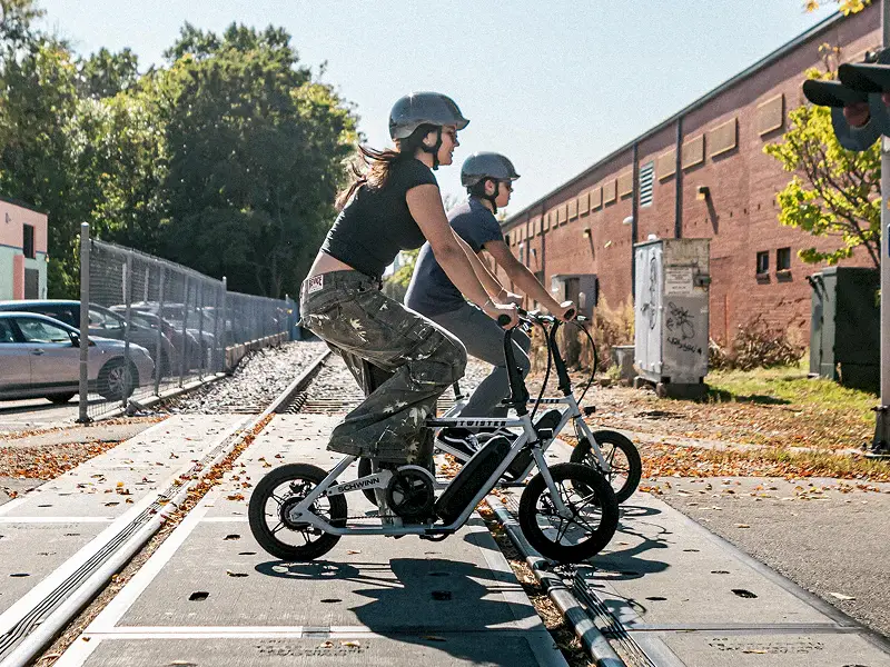 2025 Schwinn Twister Folding Electric Bike – Specs, Comparisons, Reviews – 99 Spokes