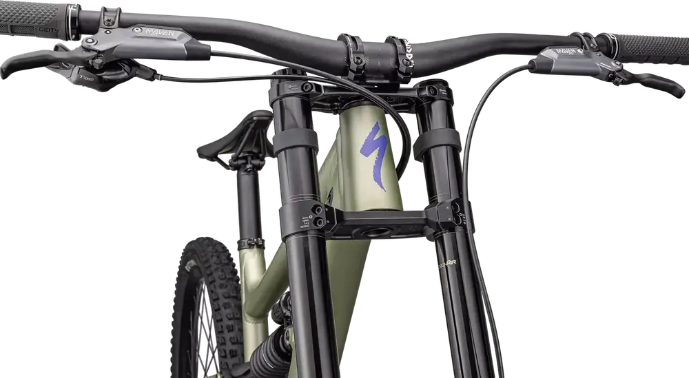 2024 Specialized Status 170 2 DH – Specs, Comparisons, Reviews – 99 Spokes