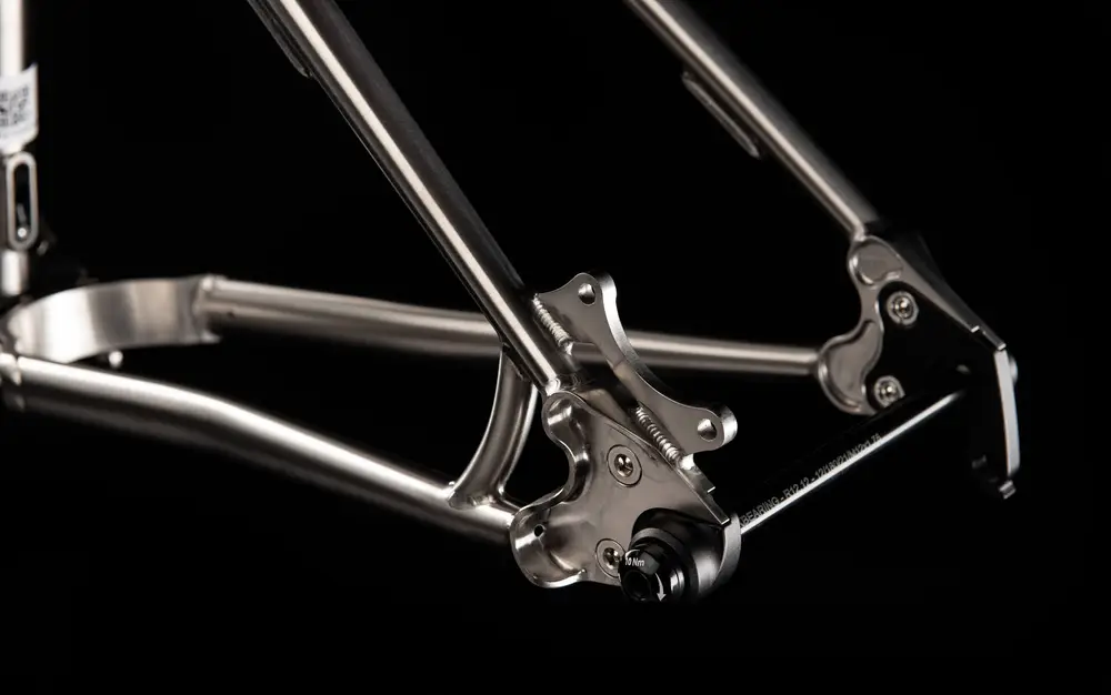 2024 Stanton Switch9er Titanium – Specs, Comparisons, Reviews – 99 Spokes