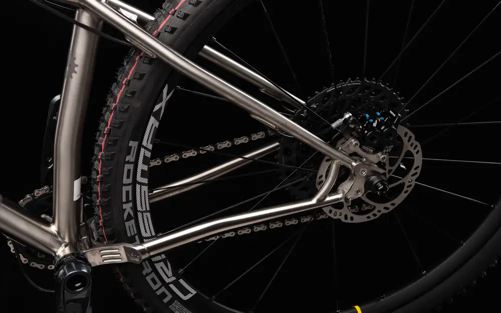 2024 Stanton Switchback Titanium – Specs, Comparisons, Reviews – 99 Spokes