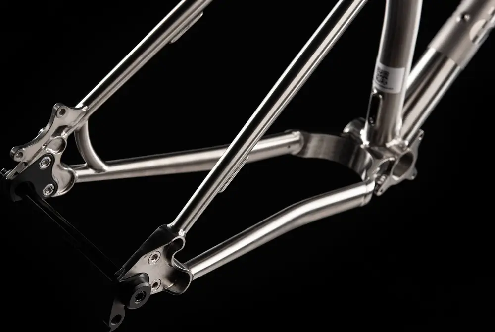 2024 Stanton Switchback Titanium – Specs, Comparisons, Reviews – 99 Spokes
