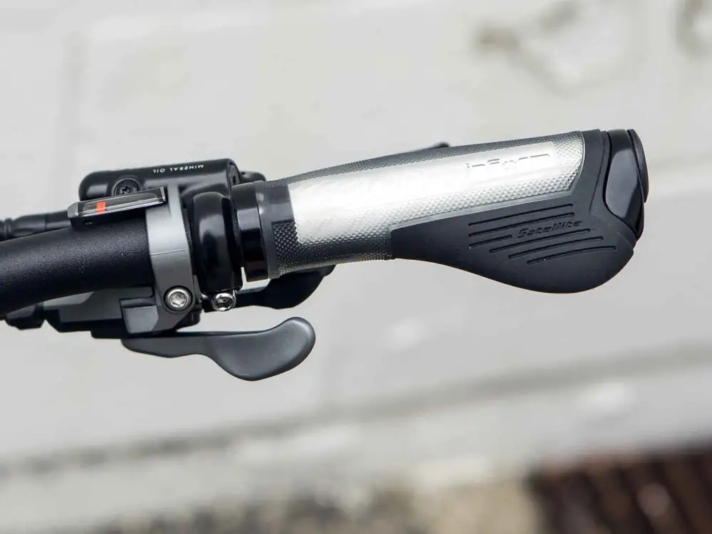 2018 Trek FX Sport 4 – Specs, Comparisons, Reviews – 99 Spokes