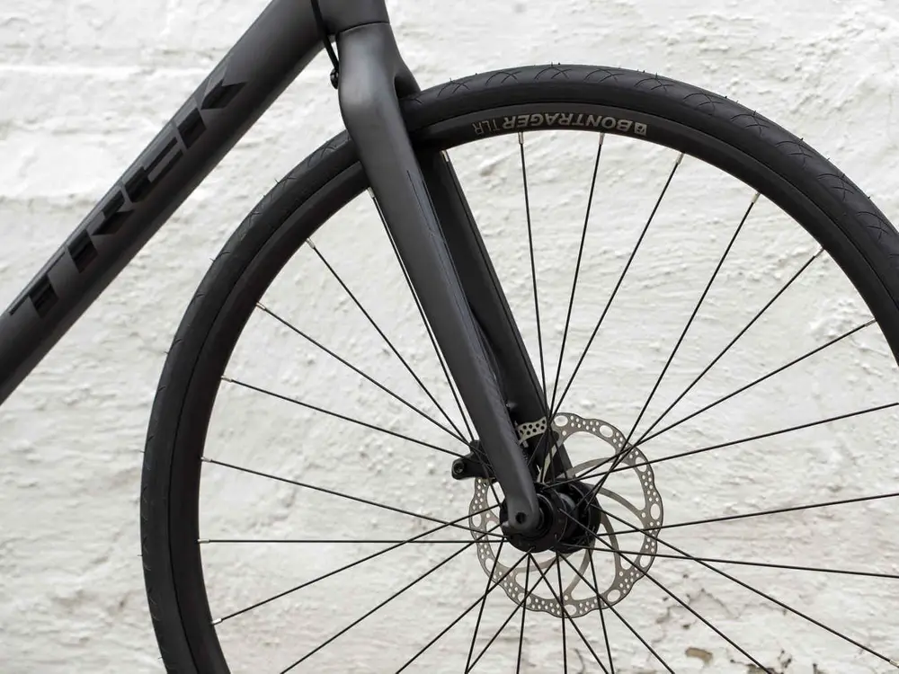 2018 Trek FX Sport 6 – Specs, Comparisons, Reviews – 99 Spokes