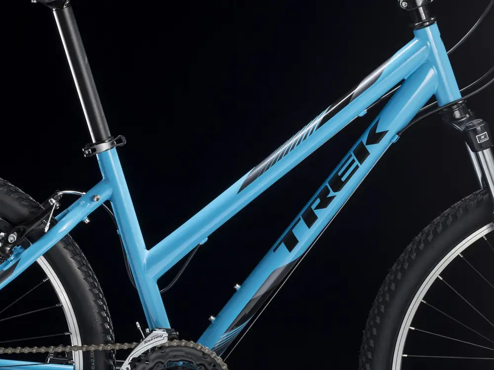 2022 Trek 820 WSD – Specs, Comparisons, Reviews – 99 Spokes