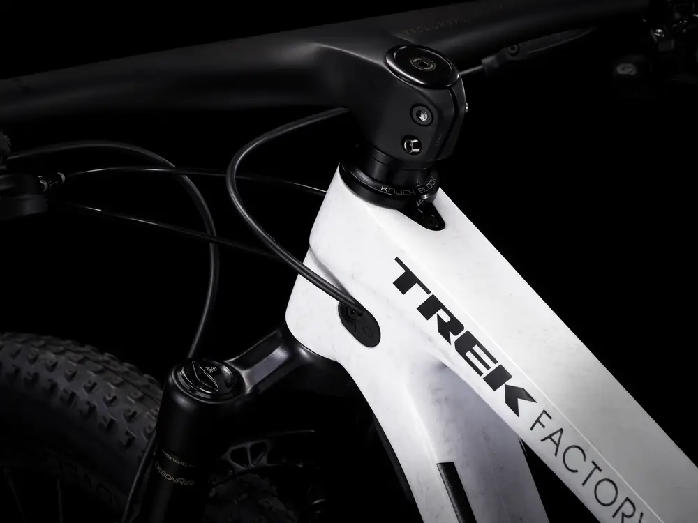 2023 Trek Supercaliber 9.8 Gen 1 – Specs, Comparisons, Reviews – 99 Spokes