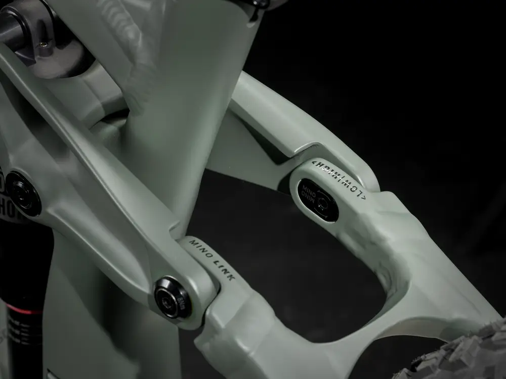 2024 Trek Rail 8 GX AXS T-Type Gen 3 – Specs, Comparisons, Reviews – 99 ...