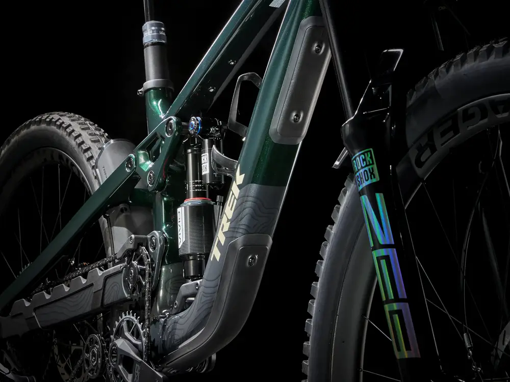 2024 Trek Slash 9.9 X0 AXS T-Type Gen 6 – Specs, Comparisons, Reviews ...