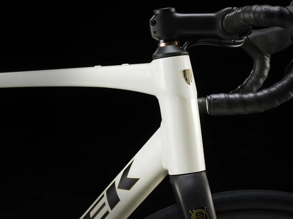 2025 Trek Domane AL 4 Gen 4 – Specs, Comparisons, Reviews – 99 Spokes