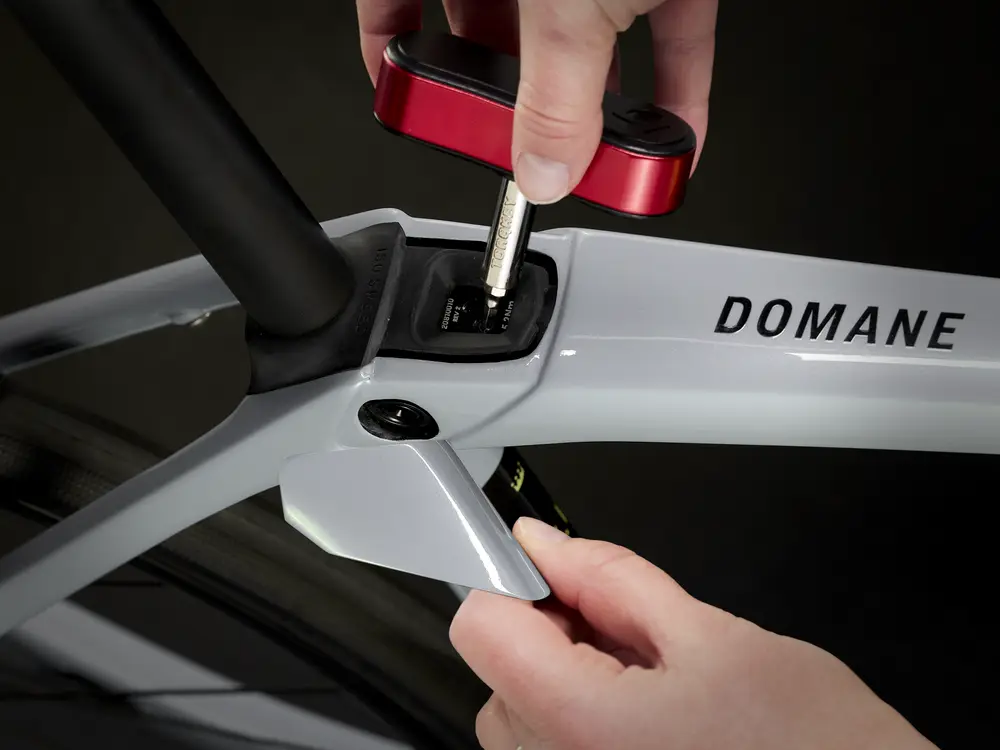 2025 Trek Domane SL 5 Gen 4 – Specs, Comparisons, Reviews – 99 Spokes