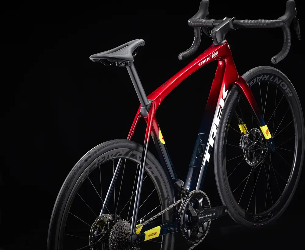 2025 Trek Domane SLR 9 Gen 4 – Specs, Comparisons, Reviews – 99 Spokes