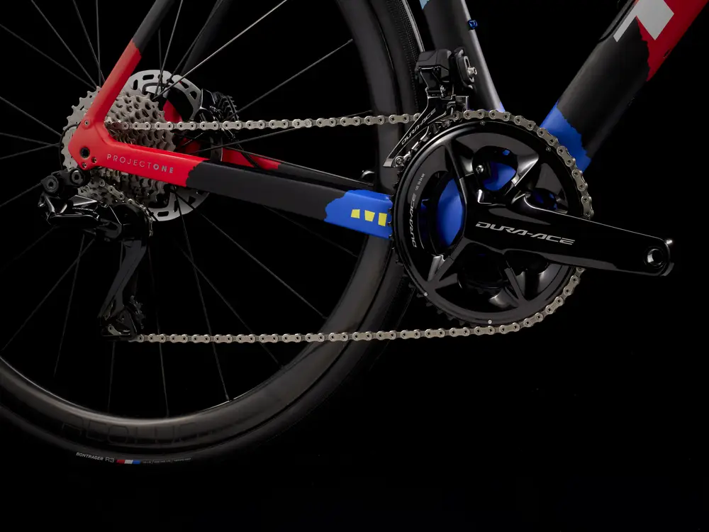 2025 Trek Domane SLR 9 Gen 4 – Specs, Comparisons, Reviews – 99 Spokes