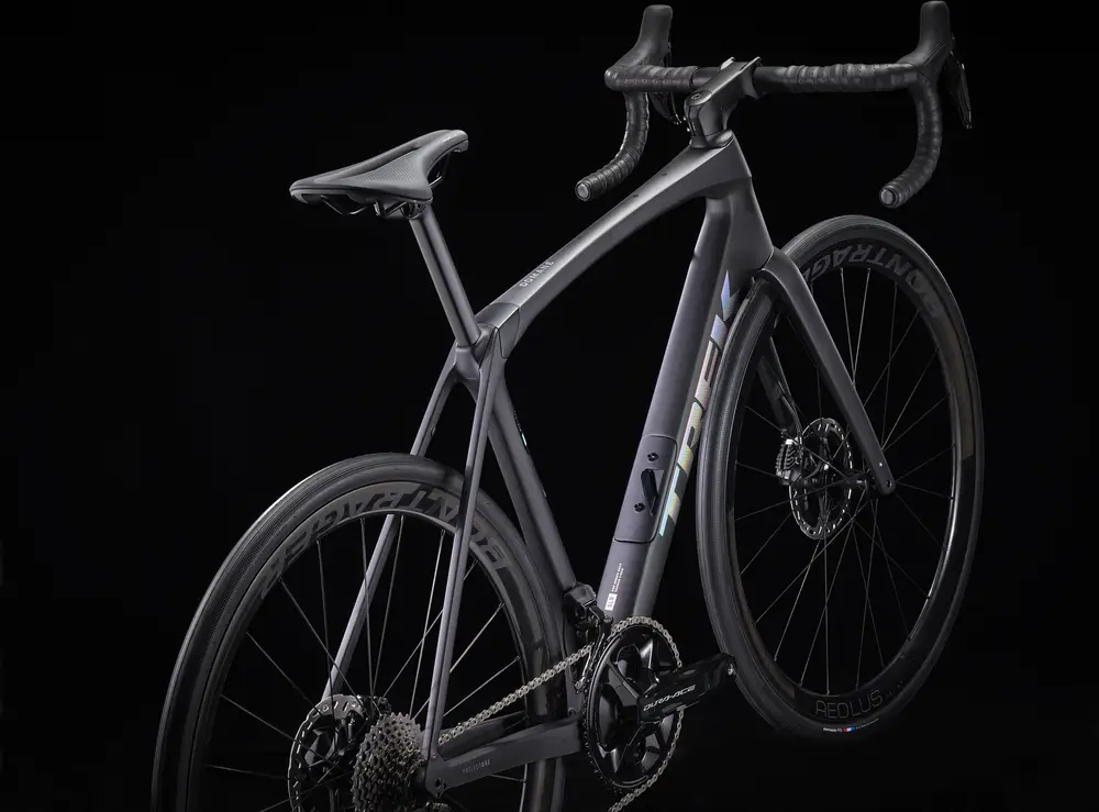 2025 Trek Domane SLR 9 Gen 4 – Specs, Comparisons, Reviews – 99 Spokes