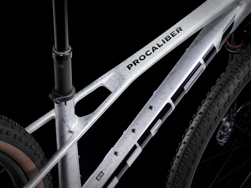 2025 Trek Procaliber 9.7 AXS Gen 3 – Specs, Comparisons, Reviews – 99 ...