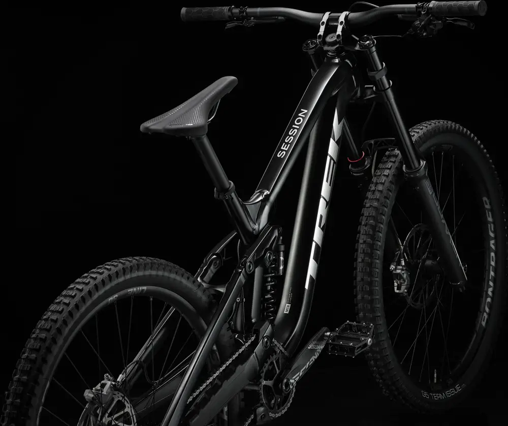 2025 Trek Session 8 – Specs, Comparisons, Reviews – 99 Spokes