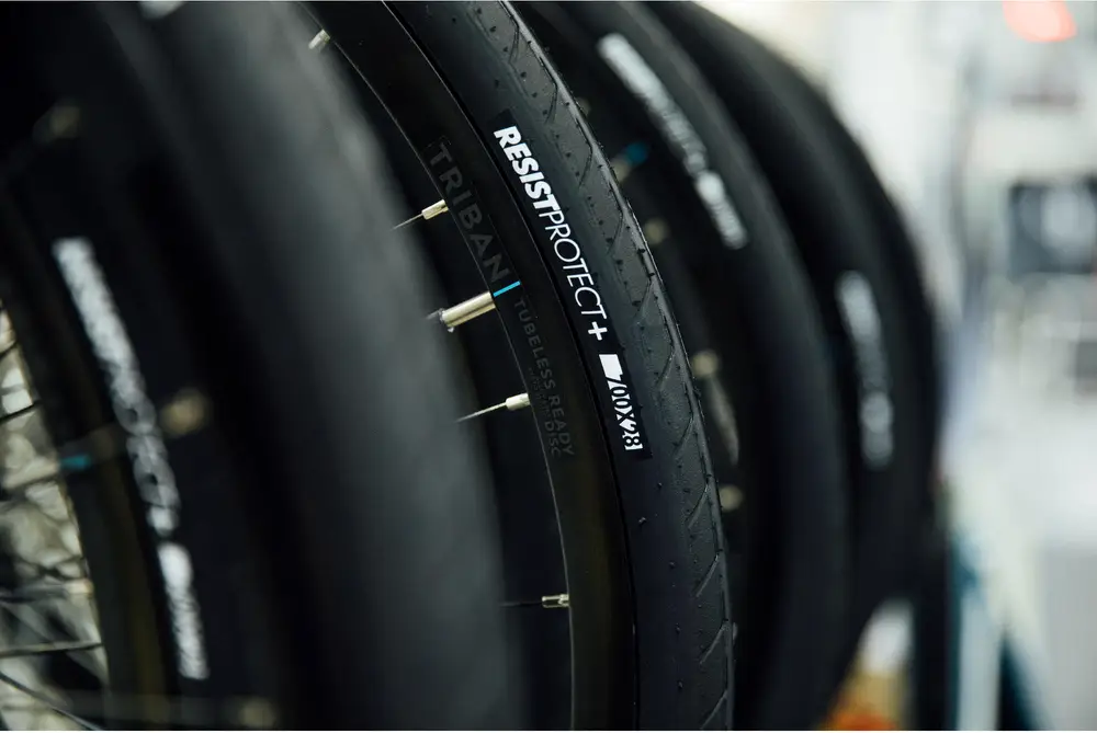 2023 Triban Road bike Flat Bar RC 500 Disc Brake – Specs, Comparisons ...