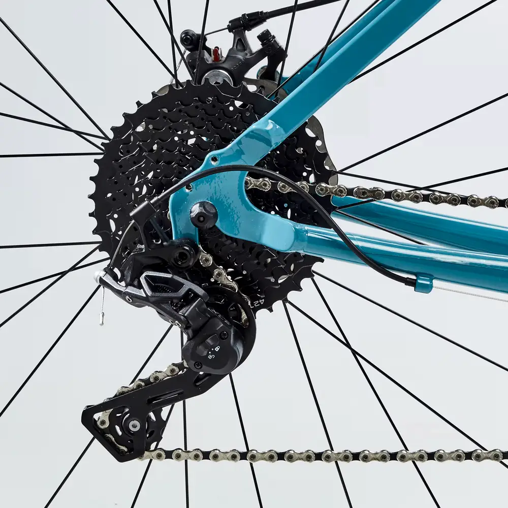 2024 Triban Women's Gravel Bike GRVL 120 – Specs, Comparisons, Reviews ...