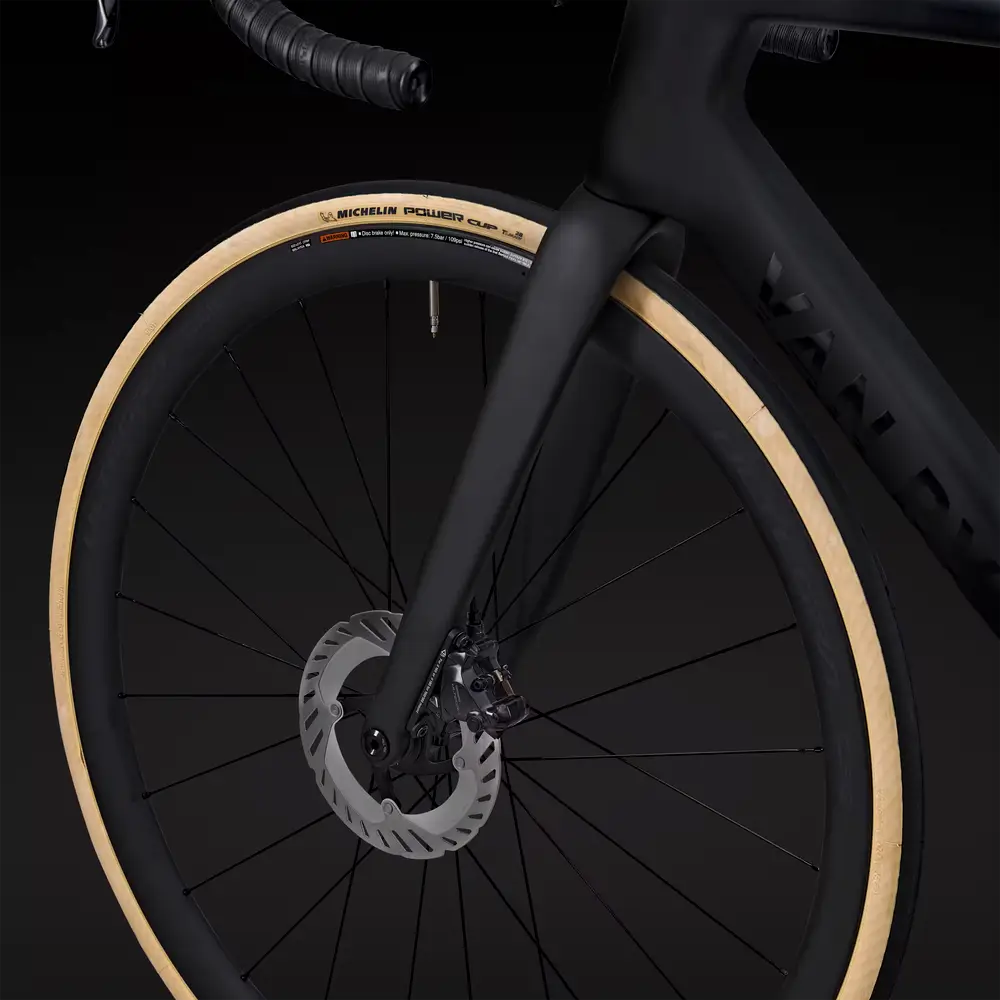 2024 Van Rysel Road Bike RCR-R Pro Shimano Ultegra DI2 with Power Sensor – Specs, Comparisons ...