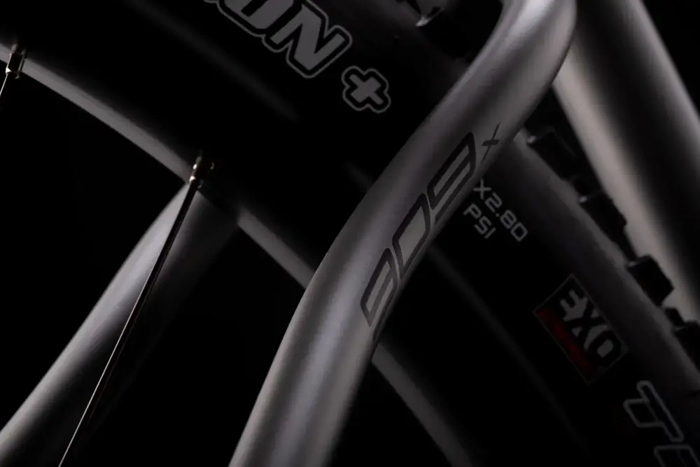 2023 Whyte 909 X Enduro Hardtail Bike – Specs, Comparisons, Reviews ...