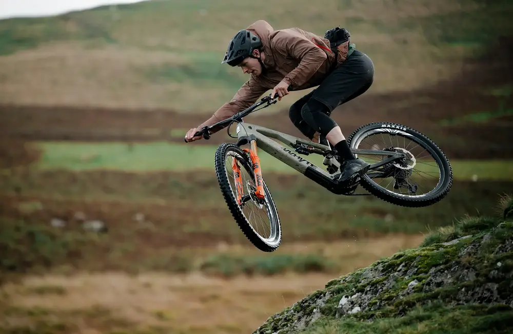 2024 Whyte E-Lyte 150 Works – Specs, Comparisons, Reviews – 99 Spokes