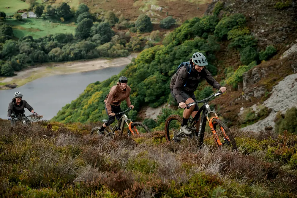 2024 Whyte ELyte 140 Works XC – Specs, Comparisons, Reviews – 99 Spokes