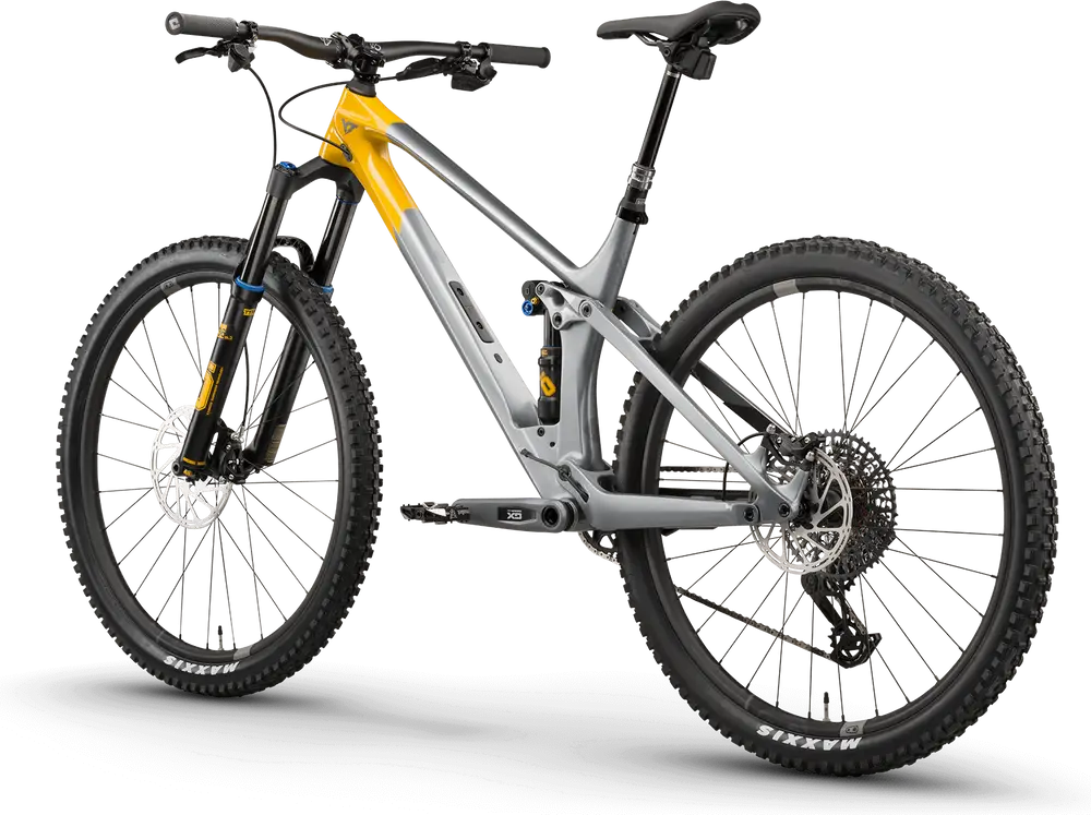 2023 YT Industries Izzo UNCAGED 11 29 – Specs, Comparisons, Reviews ...