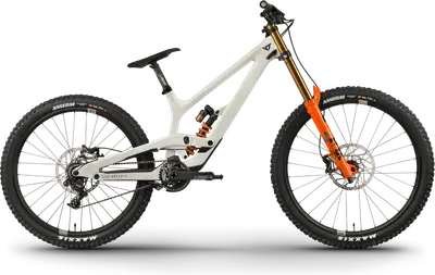 Compare: 2024 Intense M1 ALLOY PRO vs Santa Cruz V10 DH S / Carbon CC ...