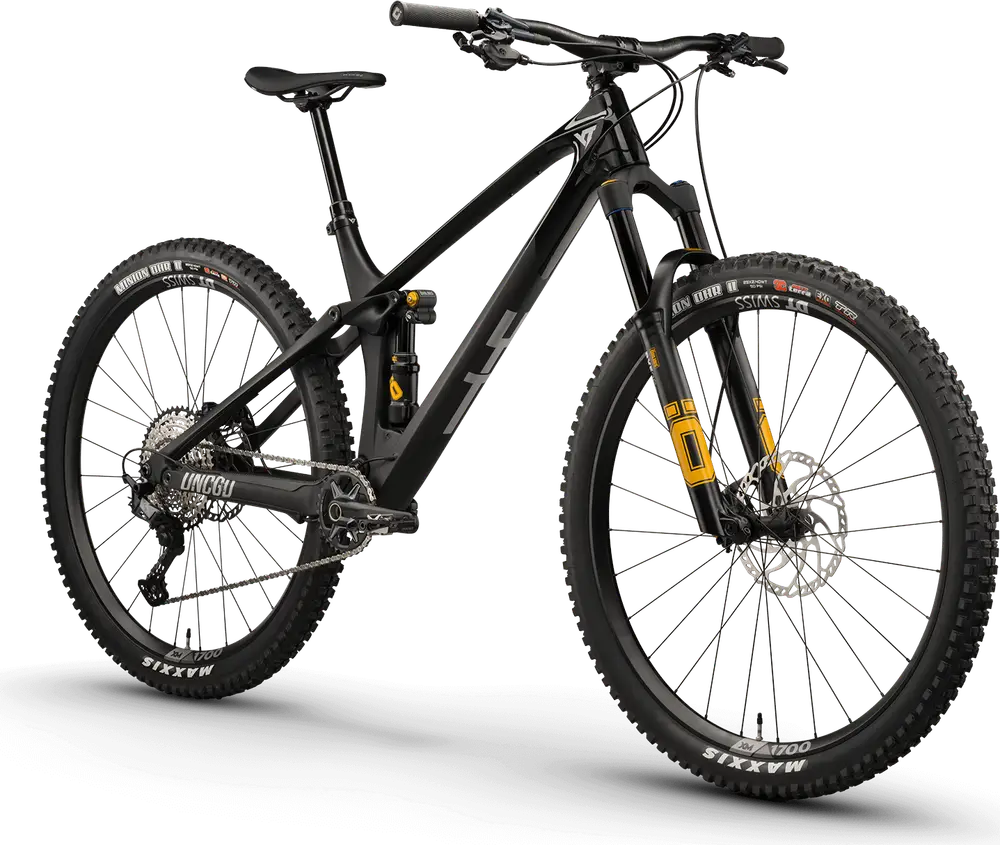 2025 YT Industries Izzo CORE 3 CF 29 – Specs, Comparisons, Reviews – 99 ...